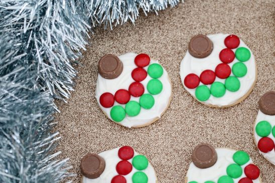 5 Minute Christmas Bauble Cookies - Bake Play Smile