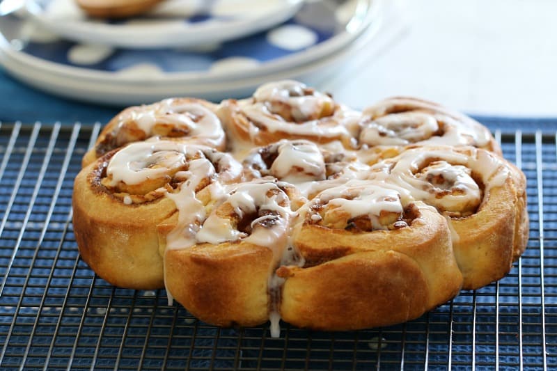 Apple & Cinnamon Scrolls | Freezer Friendly - Bake Play Smile