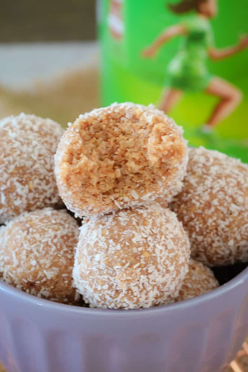 Easy Milo Balls | 4 Ingredients - Bake Play Smile