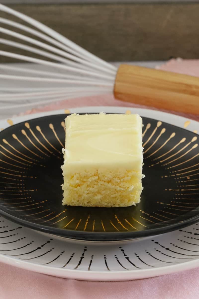 Easy Lemon Slice | Classic Recipe - Bake Play Smile