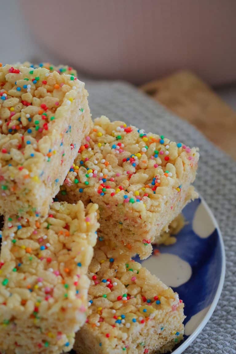 Healthy LCM Bars | 4 Ingredient Recipe - Bake Play Smile