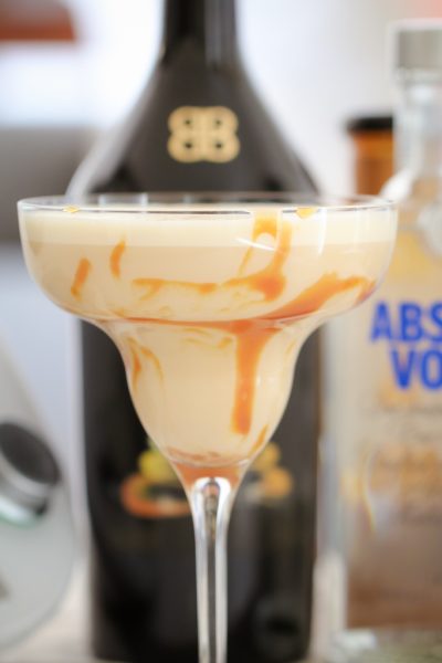 Boozy Salted Caramel Cocktail - Bake Play Smile