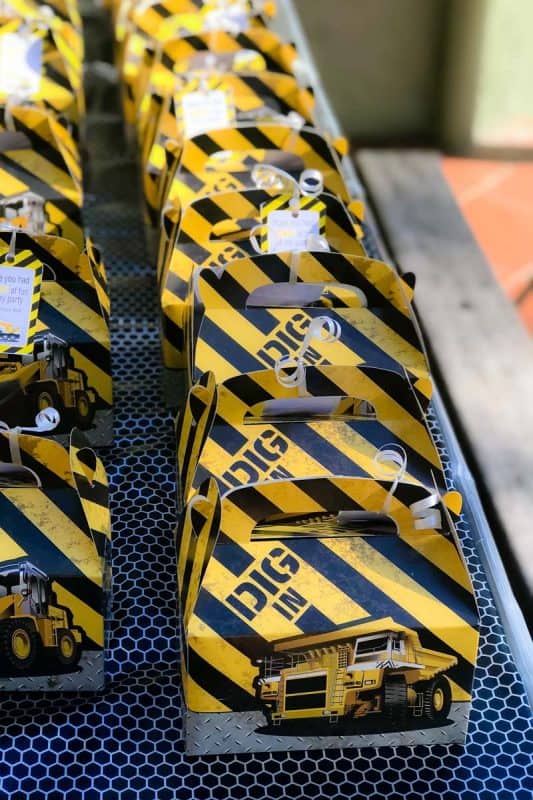 The BEST Digger Party Ideas and Recipes | Kids Parties - Bake Play Smile