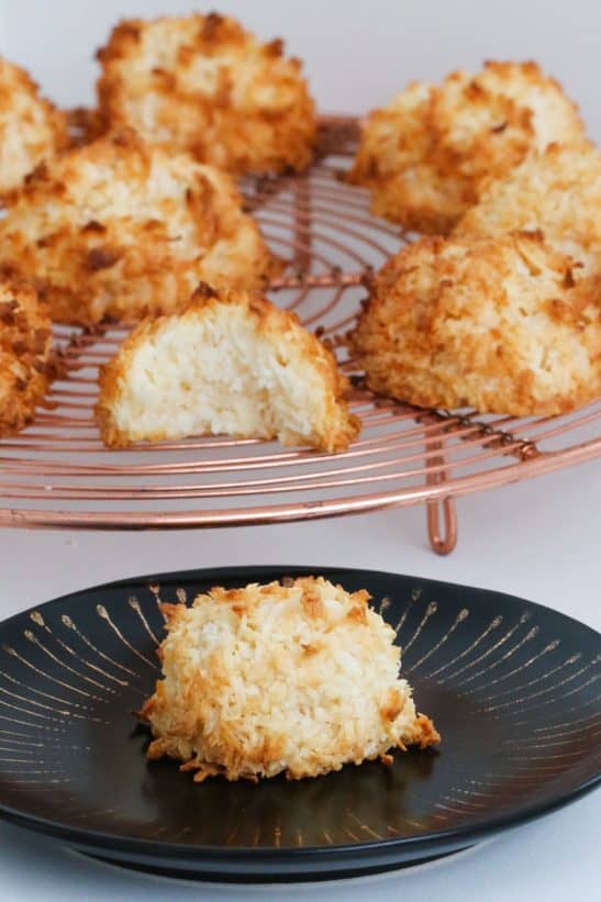 Coconut Macaroons - Bake Play Smile