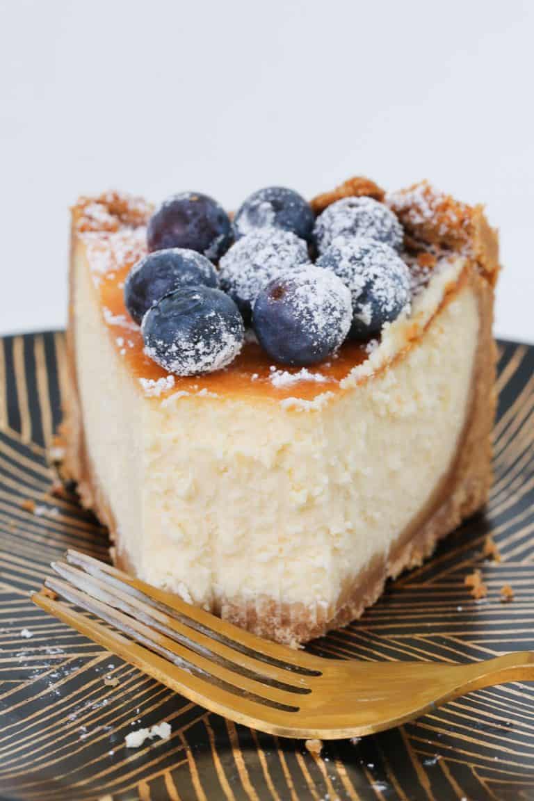 The Ultimate Baked Cheesecake Guide | Recipes, Tips & Tricks - Bake ...