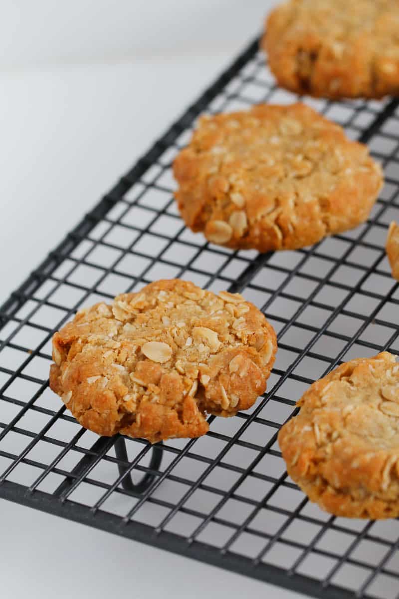 ANZAC Biscuits | Classic Recipe - Bake Play Smile