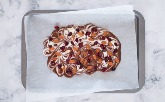Cranberry, Chocolate & Almond Bark - Bake Play Smile Cranberry, Chocolate & Almond Bark - Bake Play Smile