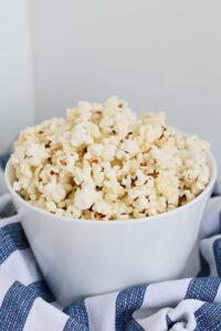 3 Ingredient Stovetop Popcorn - Bake Play Smile