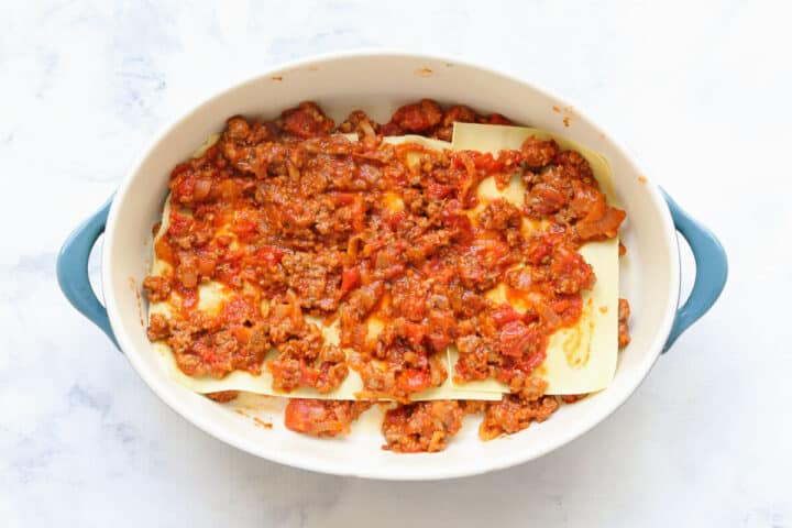 Easy Beef Lasagne - Bake Play Smile