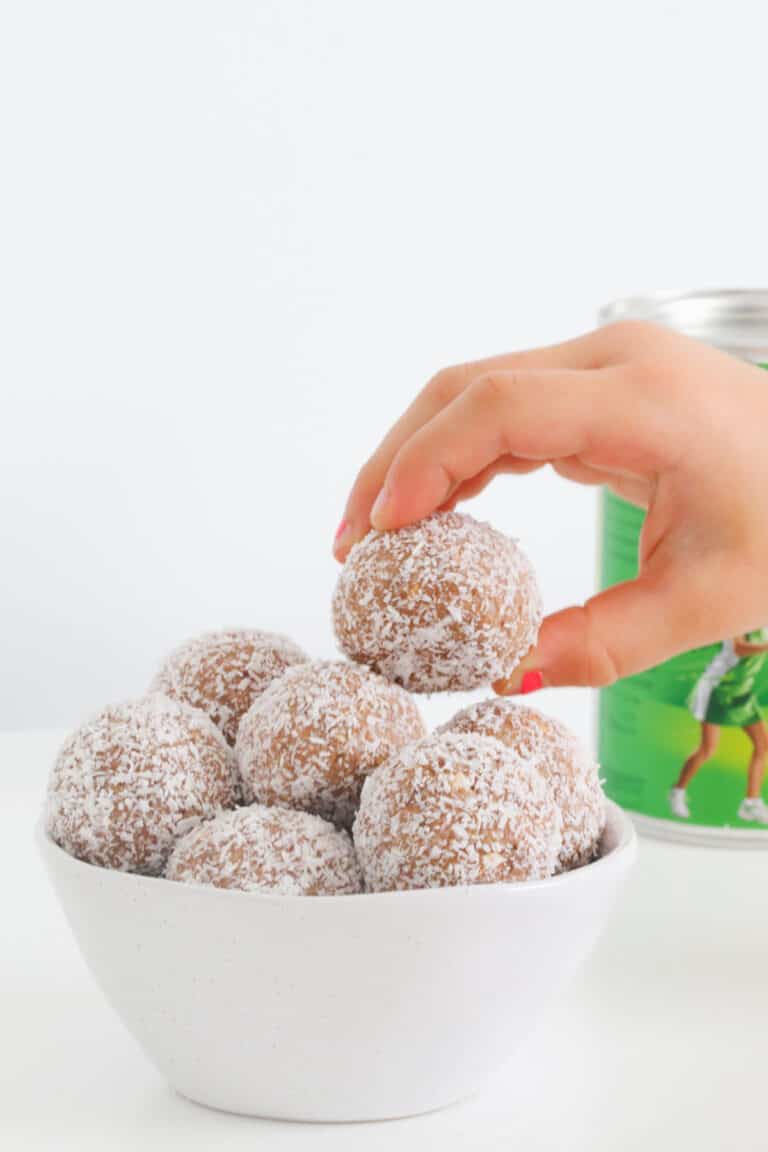 Milo Balls | 4 Ingredient Recipe - Bake Play Smile