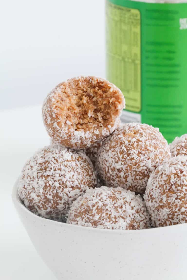 Milo Balls | 4 Ingredient Recipe - Bake Play Smile