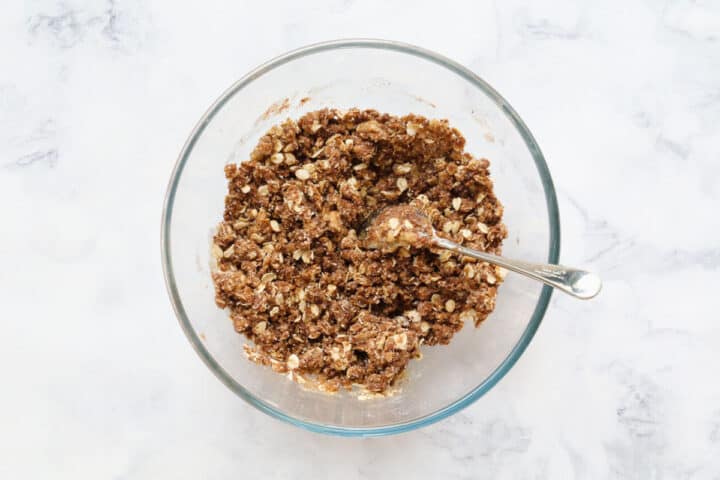 Oat & Milo Slice | Lunch Box Recipe - Bake Play Smile