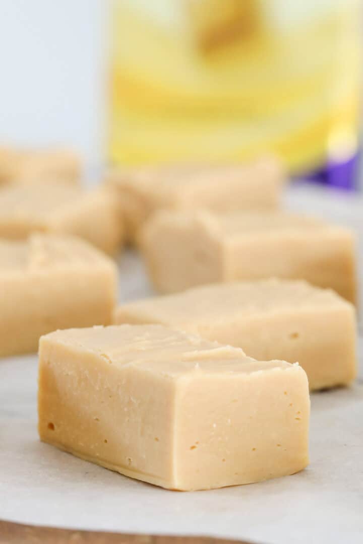 Caramilk 2 Ingredient Fudge - Bake Play Smile