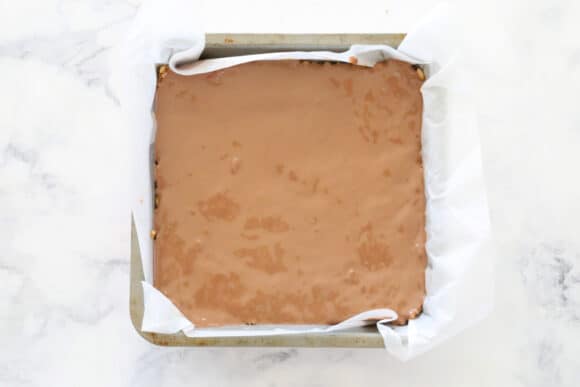 Snickers Slice | Easy No Bake Recipe - Bake Play Smile