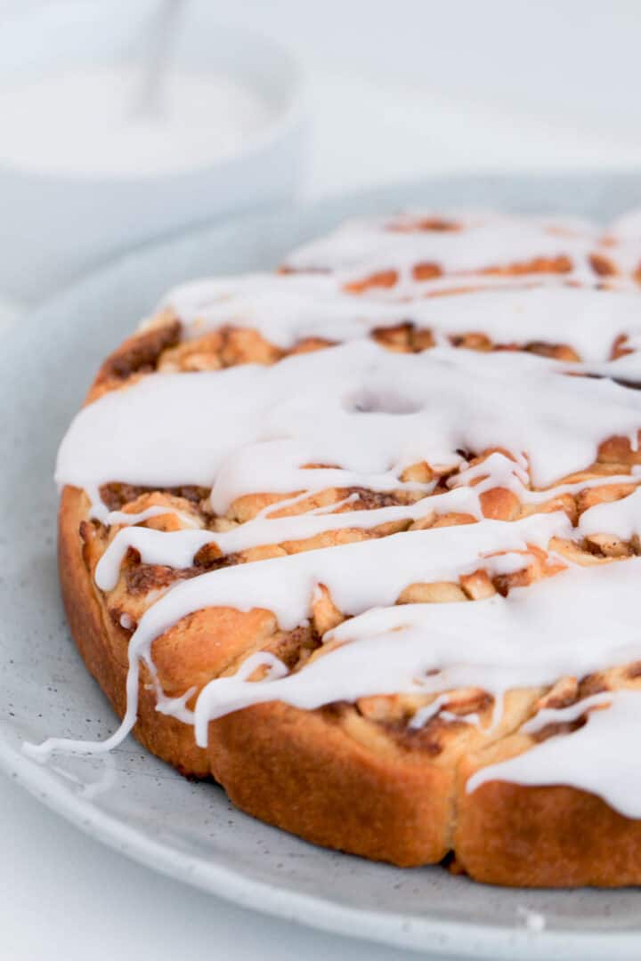 Apple & Cinnamon Scrolls | Ready In 30 Mins! - Bake Play Smile