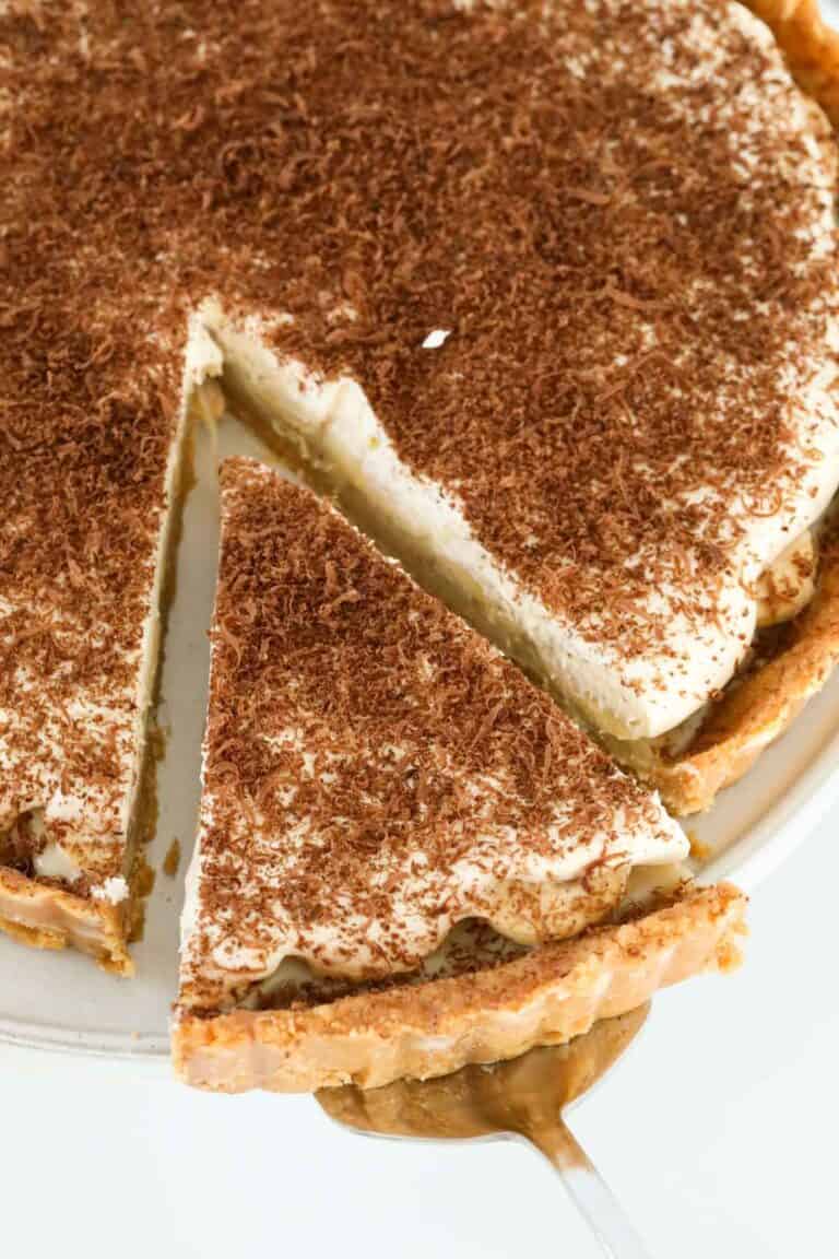 Easy Banoffee Tart | No Bake Recipe - Bake Play Smile