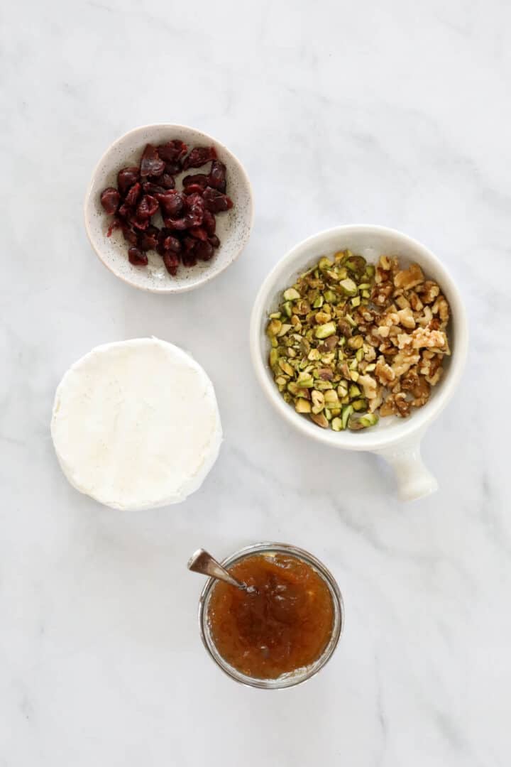 Baked Brie With Jam | 4 Ingredient Recipe - Bake Play Smile