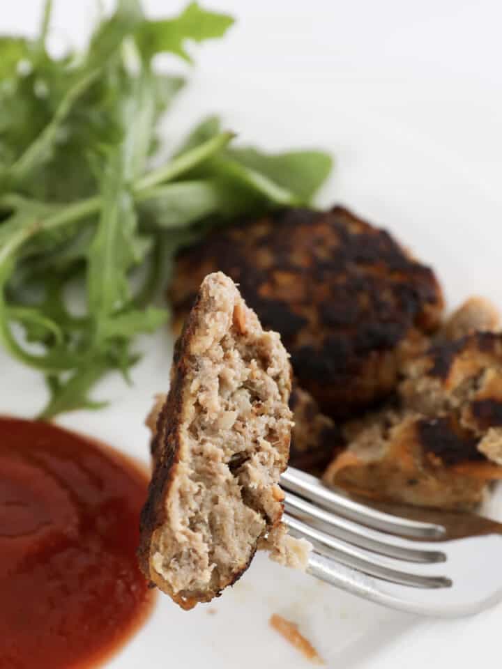 Slow Cooker Italian Beef Ragu Pasta - Bake Play Smile