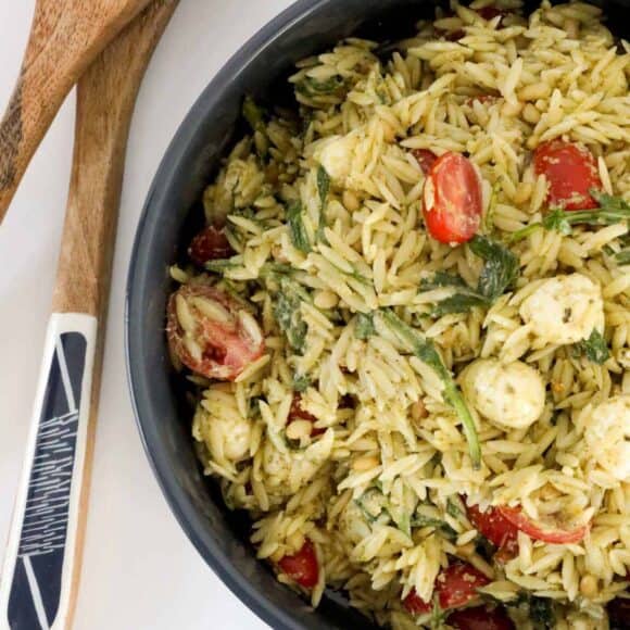 Easy Orzo Pesto Salad | Risoni Pasta Salad - Bake Play Smile