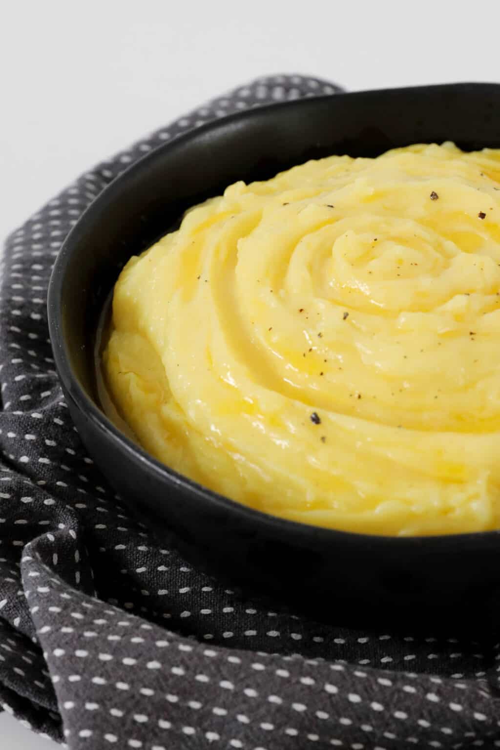 The BEST Thermomix Mashed Potato Recipe - Bake Play Smile