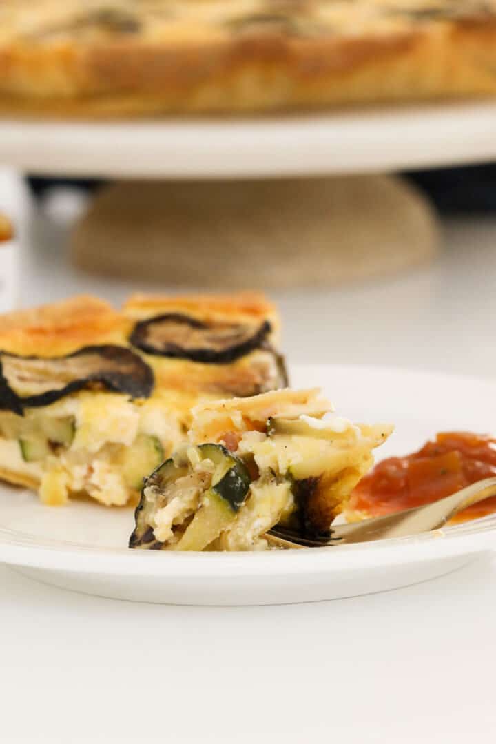 Zucchini Quiche (Courgette Quiche) - Bake Play Smile