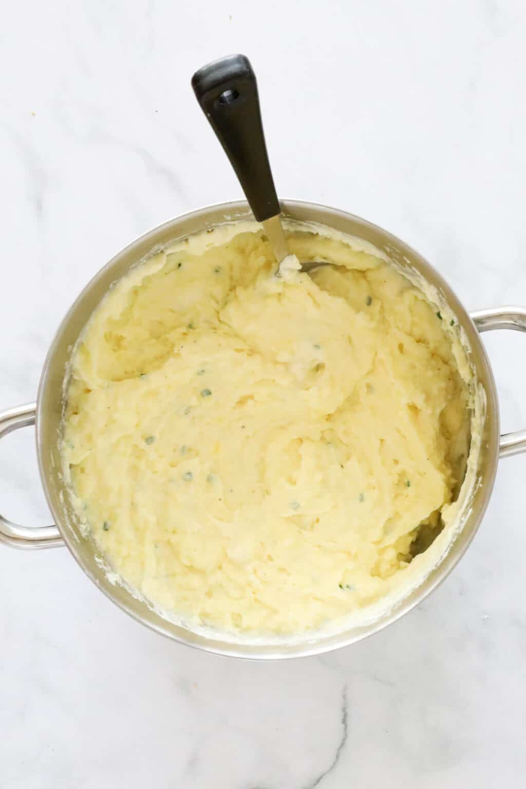 Cheesy Mashed Potatoes - Bake Play Smile