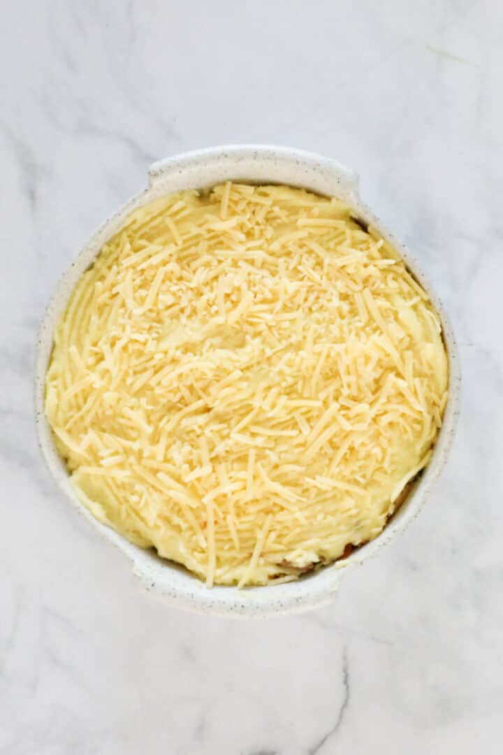 Beef & Spinach Cottage Pie With Cheesy Mash - Bake Play Smile
