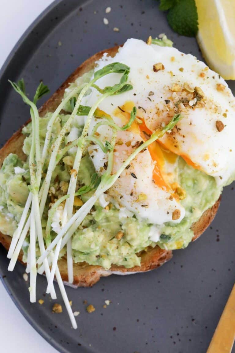 The BEST Homemade (Cafe Style) Smashed Avocado Recipe - Bake Play Smile