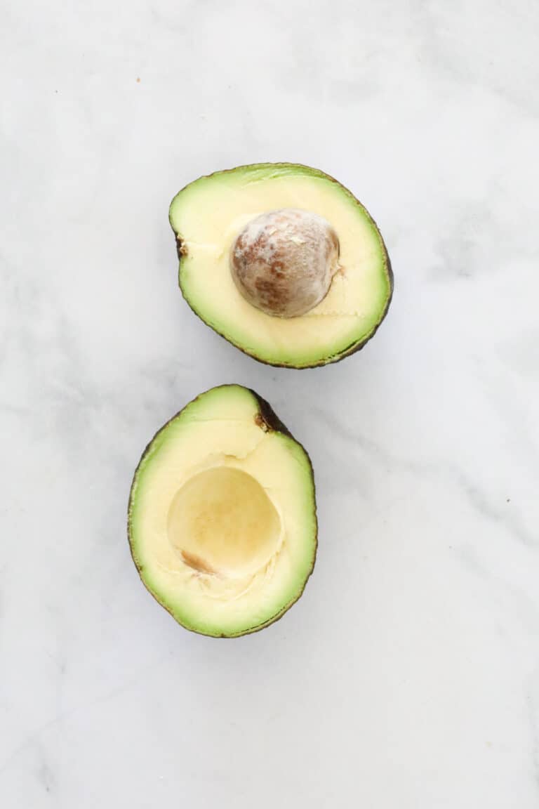 The BEST Homemade (Cafe Style) Smashed Avocado Recipe - Bake Play Smile