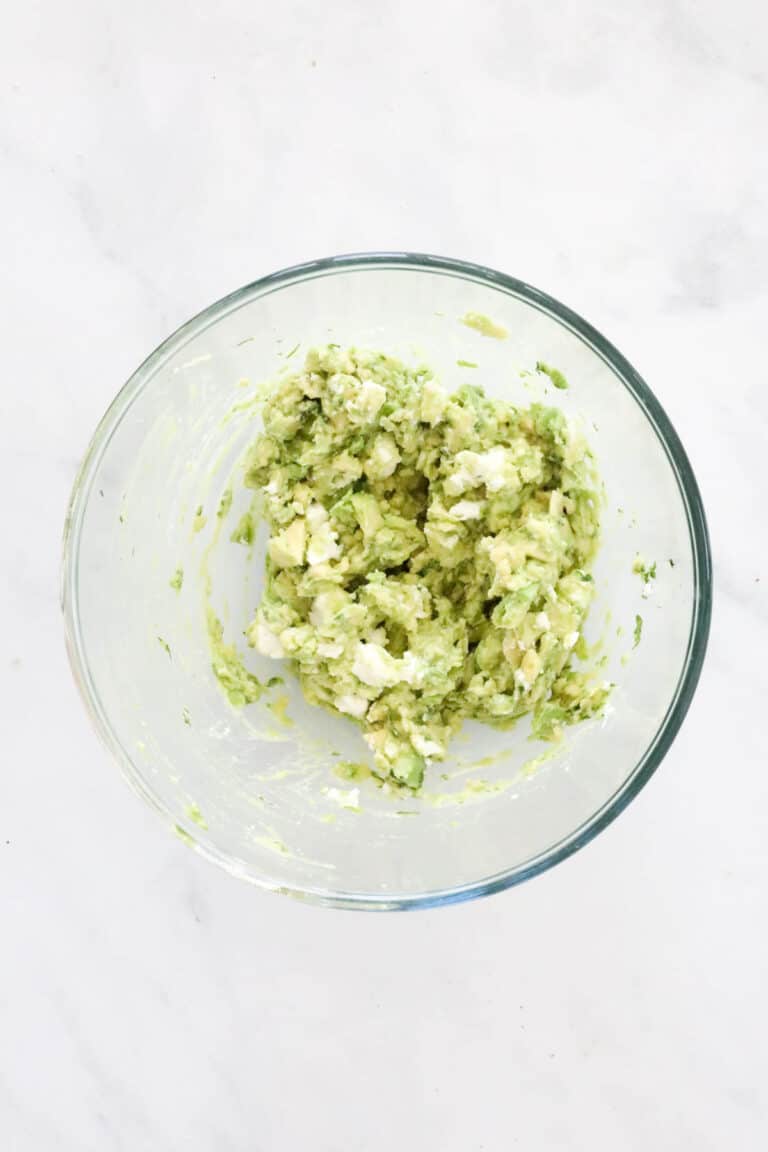 The BEST Homemade (Cafe Style) Smashed Avocado Recipe - Bake Play Smile