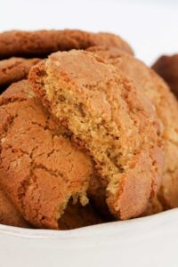 Old Fashioned Crunchy Ginger Nuts - Bake Play Smile