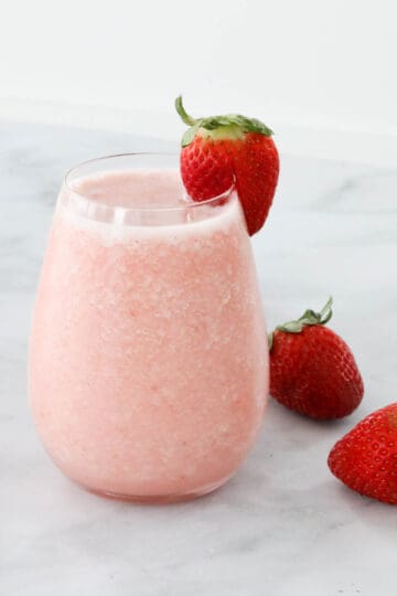 Fruity & Creamy Strawberry Colada Cocktail - Bake Play Smile