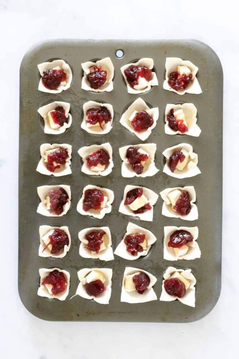 3 Ingredient Brie & Cranberry Puff Pastry Bites - Bake Play Smile