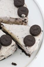 No Bake Cookies & Cream Oreo Cheesecake - Bake Play Smile