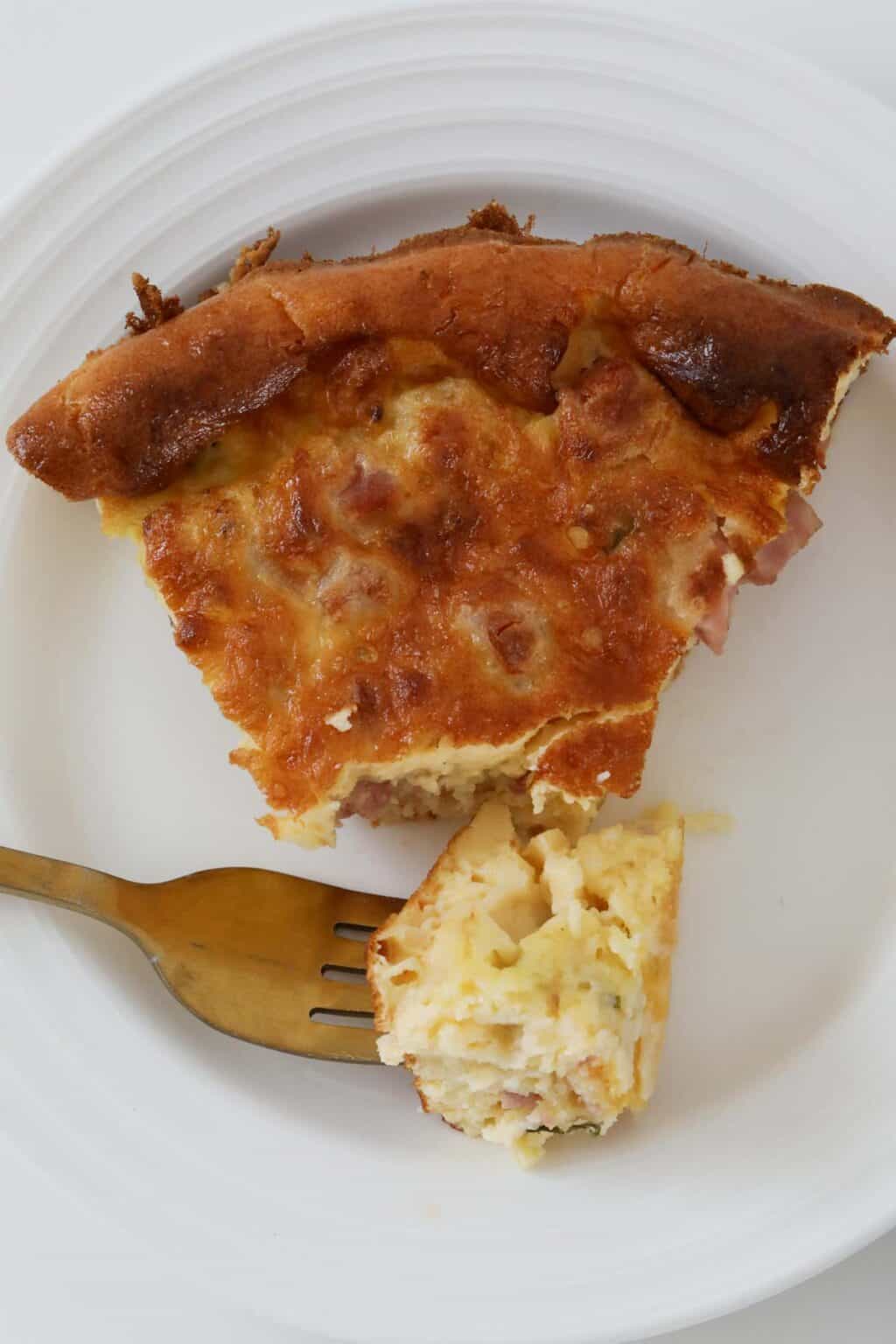 Impossible Quiche | 6 Ingredient Bacon & Cheese Crustless Quiche - Bake ...