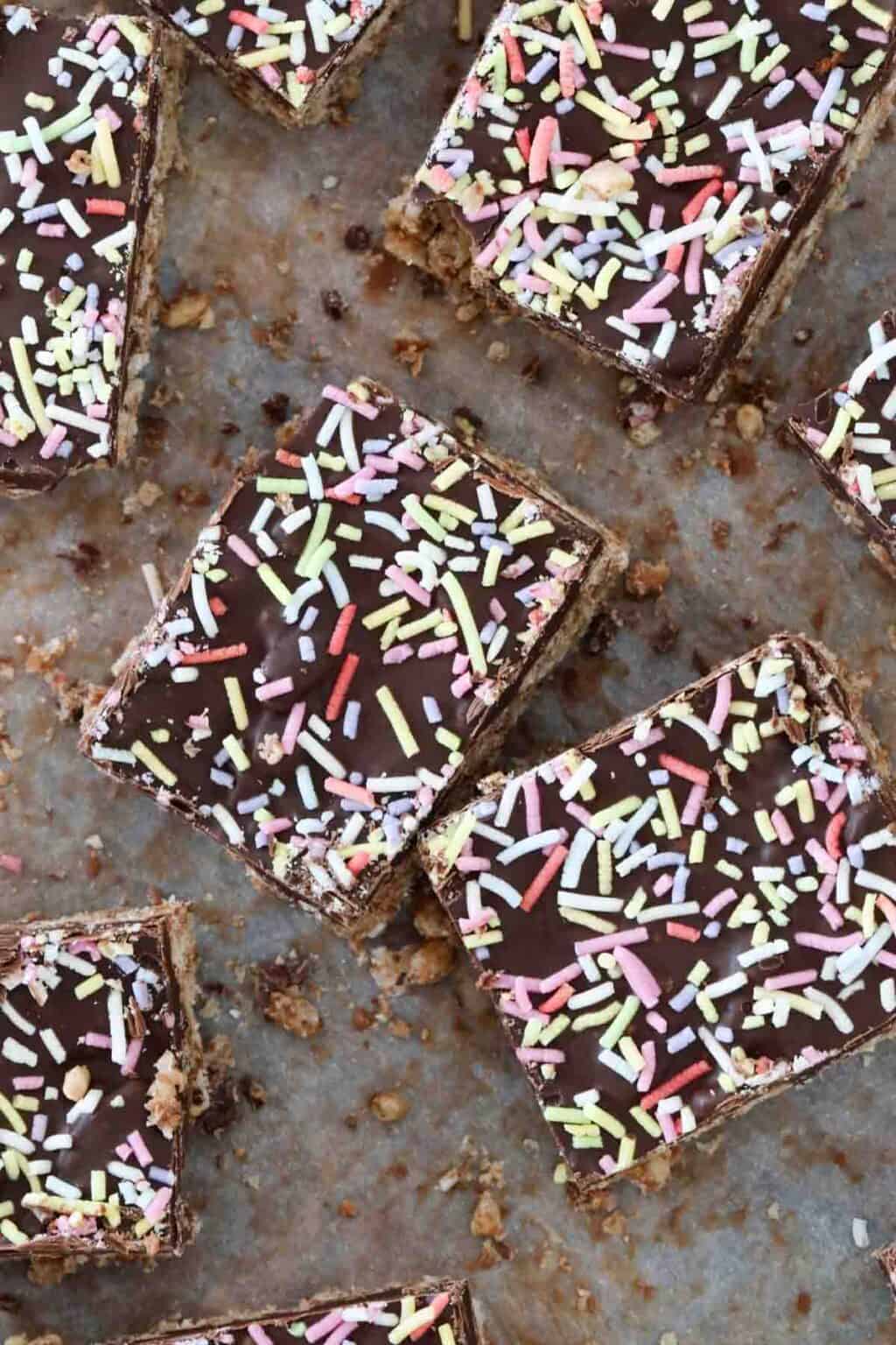 No-Bake Chocolate Rice Bubble Slice | 4 Ingredient Recipe - Bake Play Smile