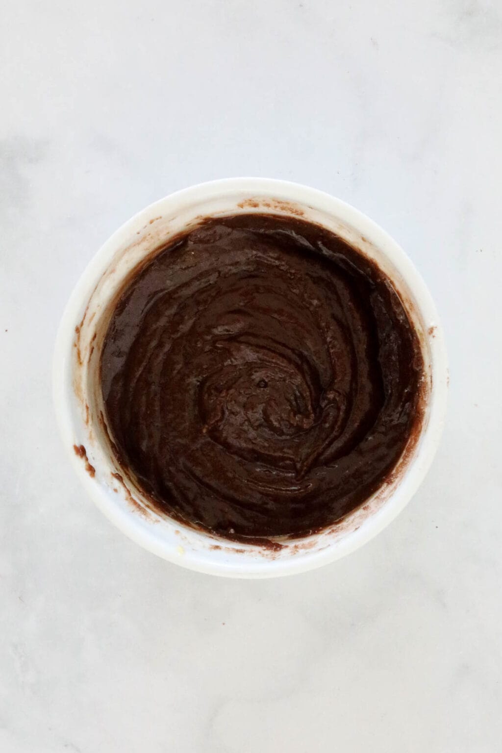 Molten Chocolate Lava Mug Cake | 2 Minute Microwave Recipe - Bake Play ...