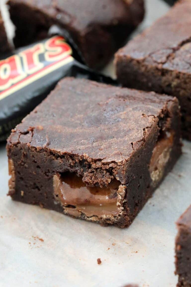 Fudgy & Chunky Mars Bar Brownies | One Bowl Melt & Mix Recipe - Bake ...