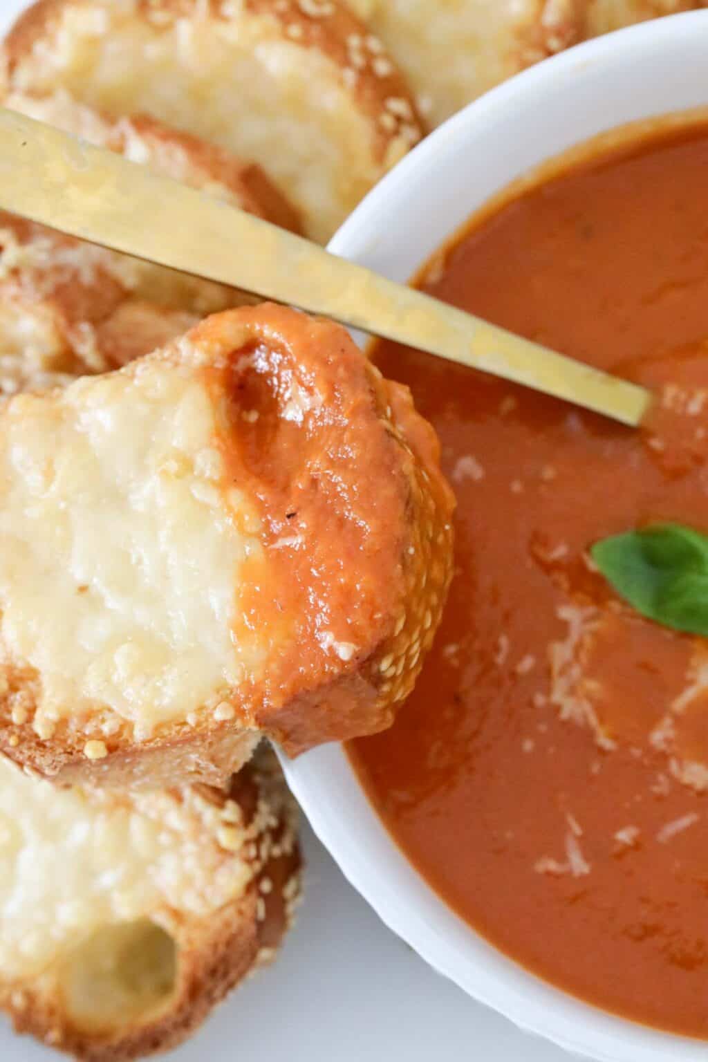 The ULTIMATE Creamy Roasted Tomato Soup - Bake Play Smile