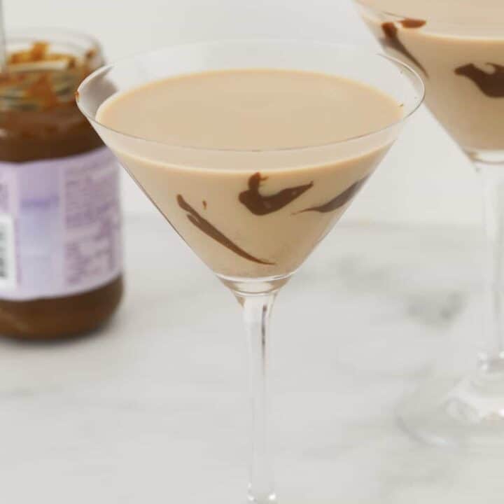 Salted Caramel Cocktail | 5 Ingredient Recipe - Bake Play Smile