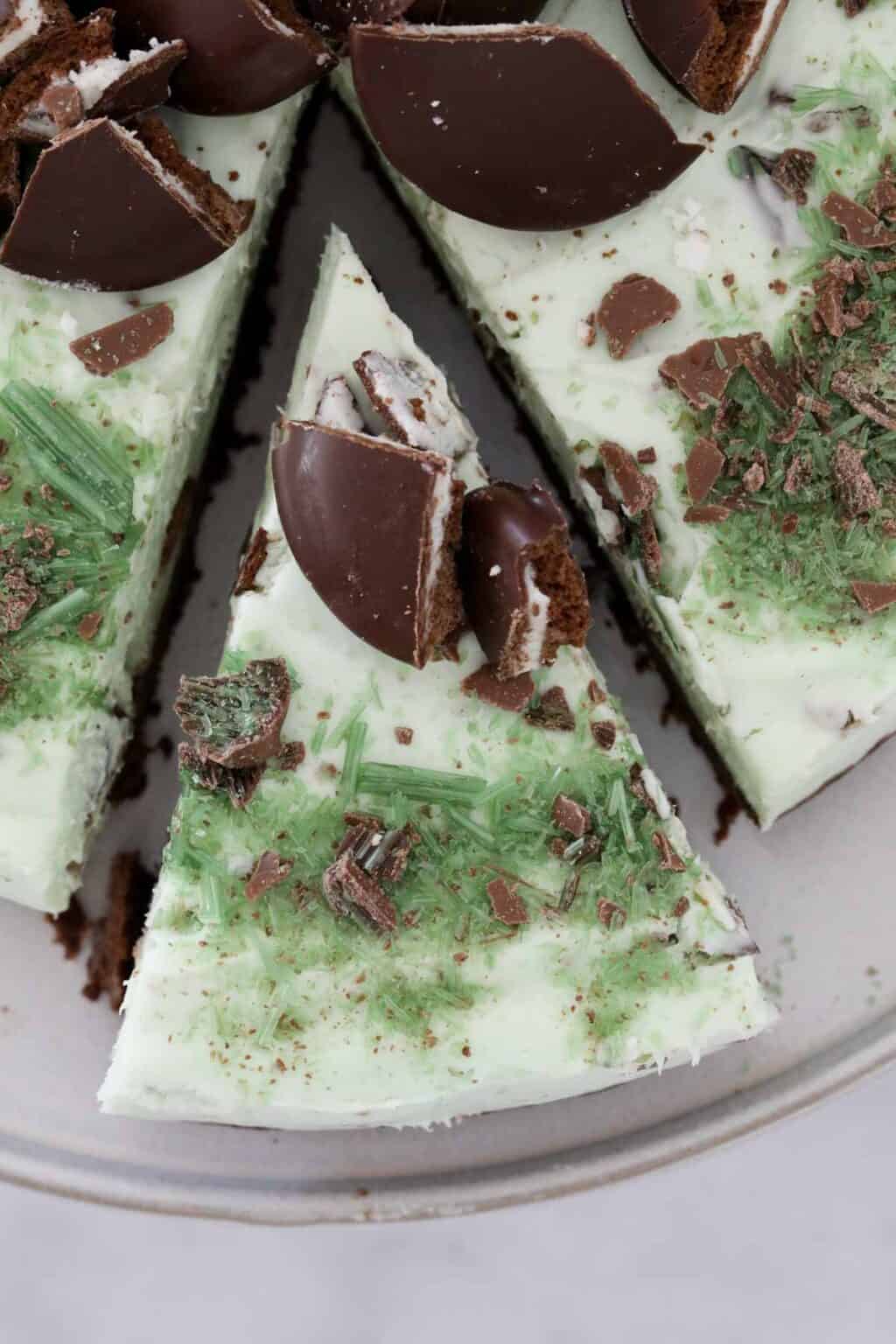 No Bake 'Mint Slice' Peppermint Cheesecake - Bake Play Smile