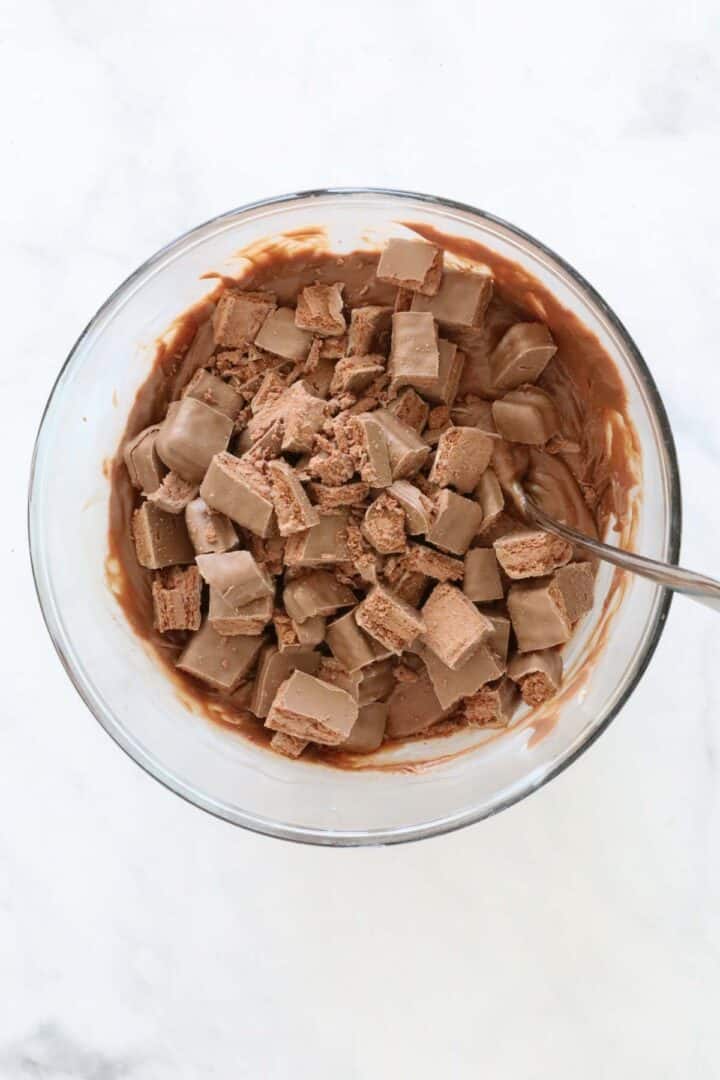 3 Ingredient Tim Tam Fudge | 5 Minute Recipe - Bake Play Smile