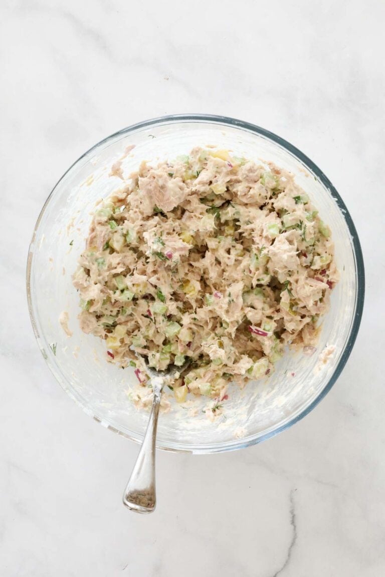 How To Make The ULTIMATE Cheesy Tuna Melt Sandwich - Bake Play Smile