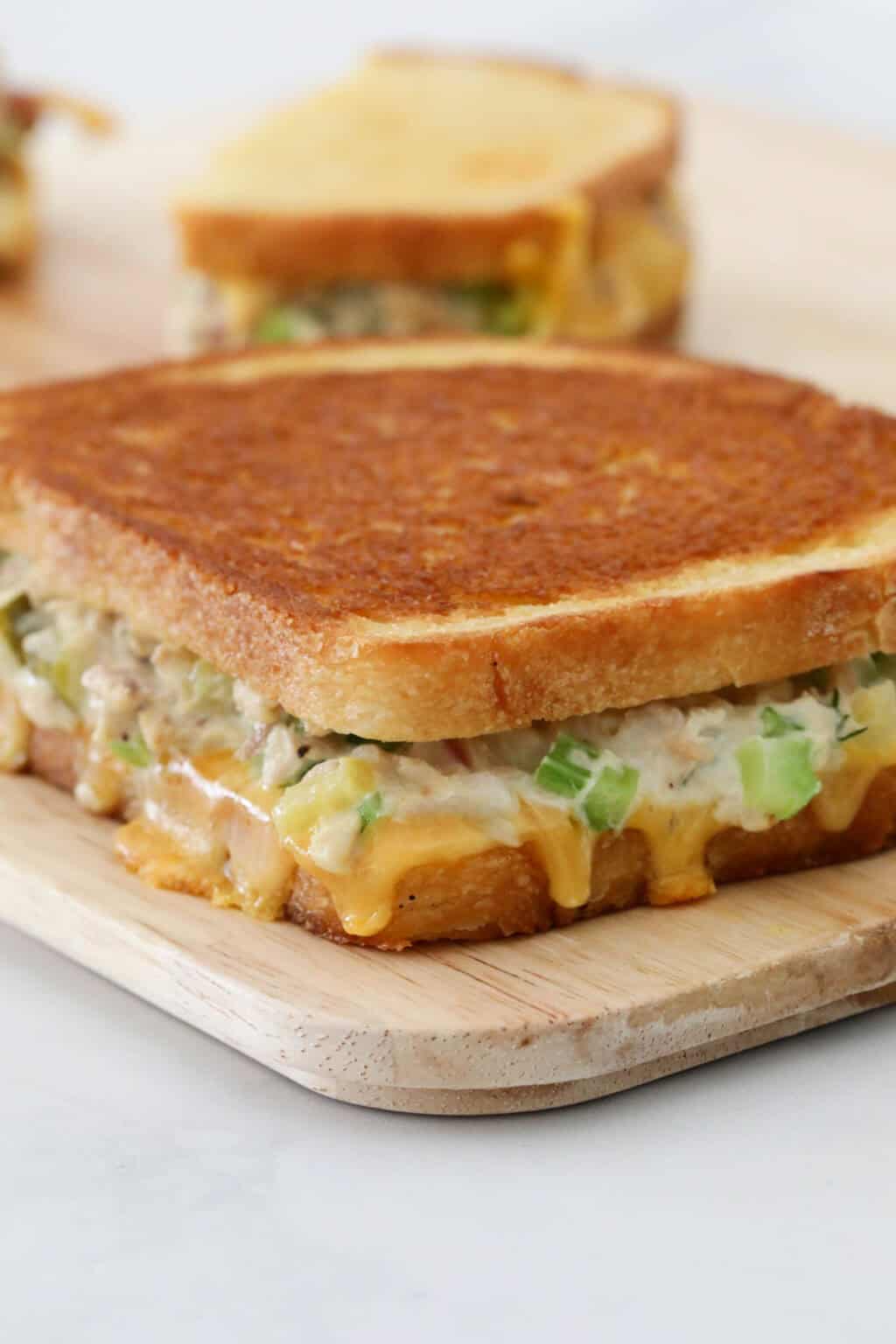 How To Make The ULTIMATE Cheesy Tuna Melt Sandwich - Bake Play Smile