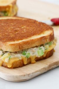 How To Make The ULTIMATE Cheesy Tuna Melt Sandwich - Bake Play Smile