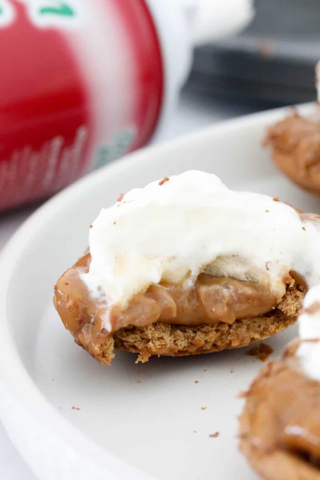 Easy Mini Banoffee Tarts Recipe - Bake Play Smile