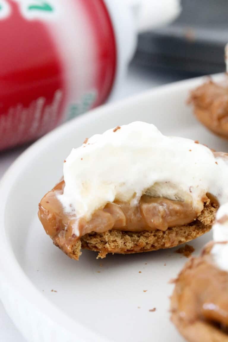 Easy Mini Banoffee Tarts Recipe - Bake Play Smile